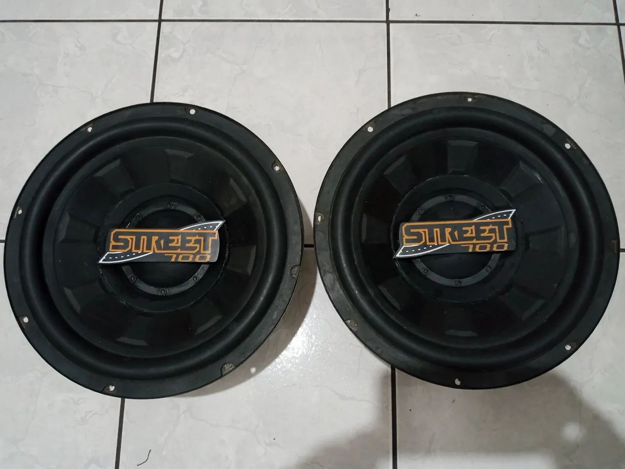 Alto falante subwoofer queimado 12 polegadas - Equipamentos e ...
