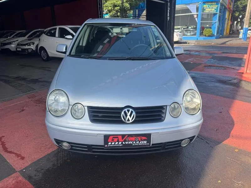 VOLKSWAGEN POLO 2005 Usados e Novos no PR