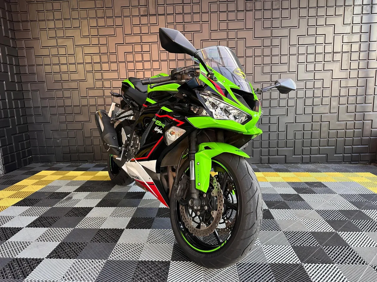 Motos Kawasaki Ninja ZX-6R 636CC no Brasil