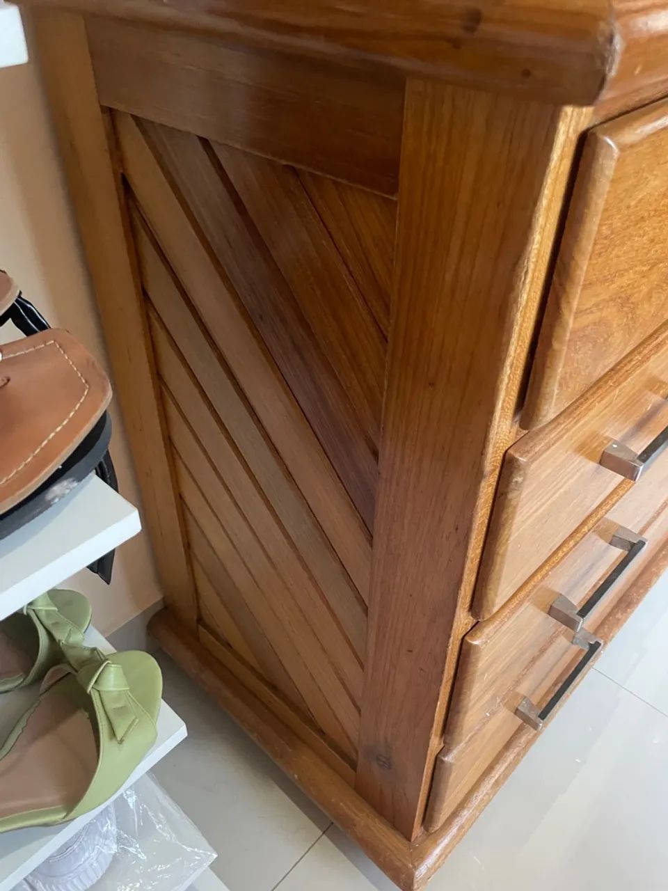 Cômoda de madeira maciça - estilo rústico - Decorações Para Casa ...