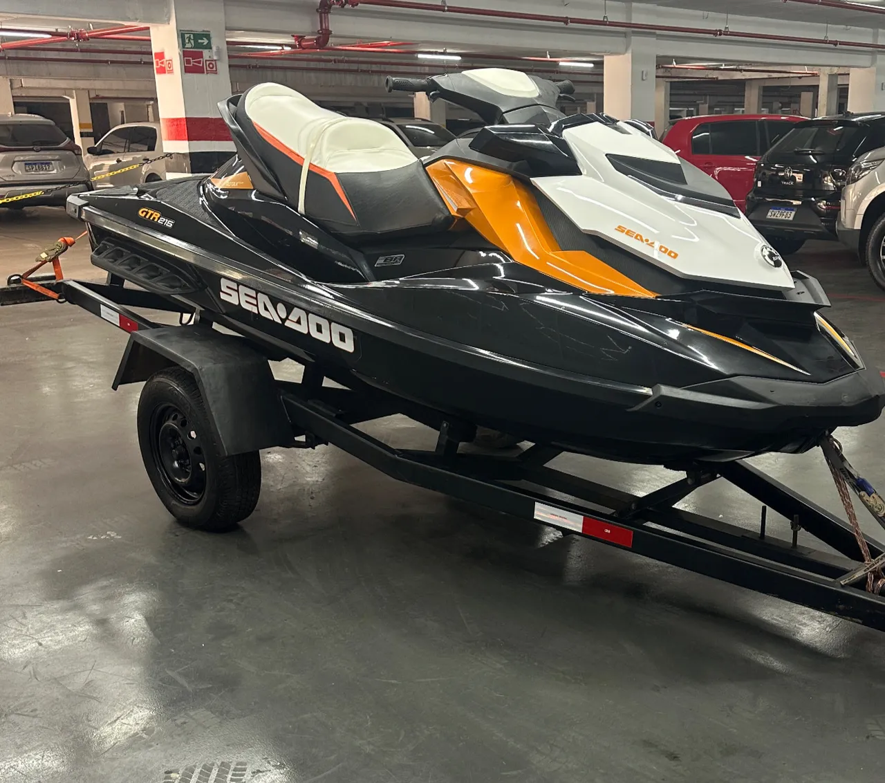 "jet sea doo" - Barcos e aeronaves no Brasil