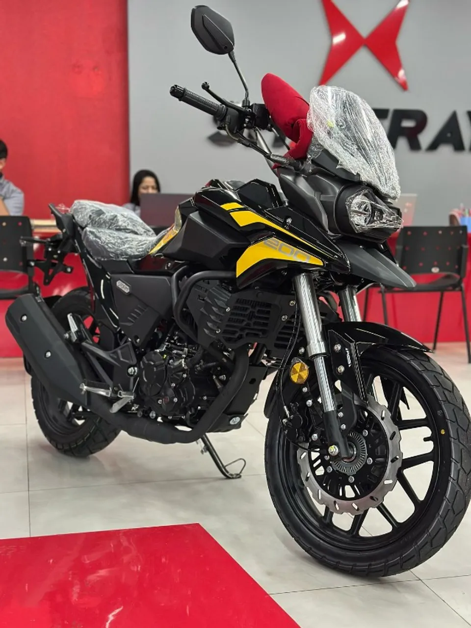 Motos Shineray XY 200 STORM EFI no Brasil
