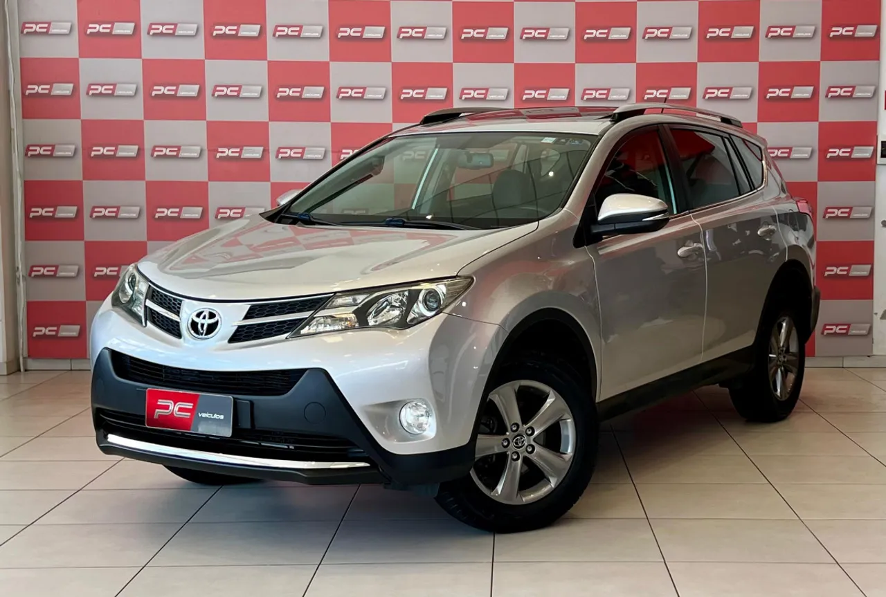 TOYOTA RAV4 2015 Usados e Novos
