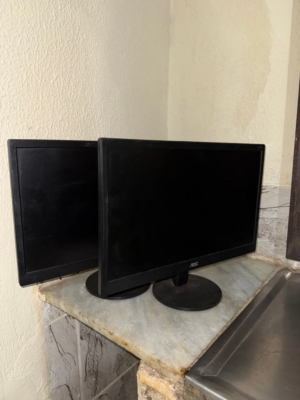 "monitor aoc 2 polegadas" - Monitores no Brasil