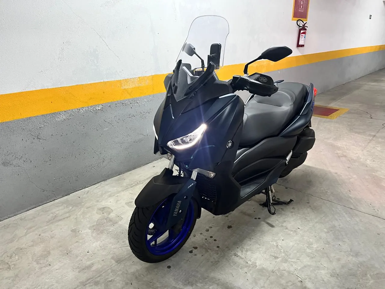 Motos YAMAHA XMAX no Brasil
