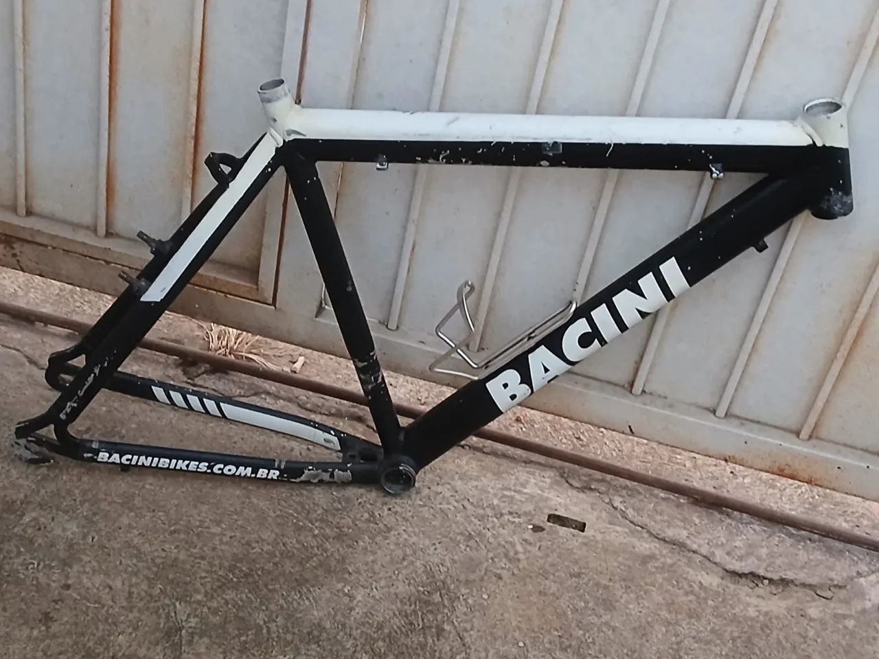 Quadro de Bicicleta Bacini aro 26 aluminio - Ciclismo - Jardim do Ingá ...