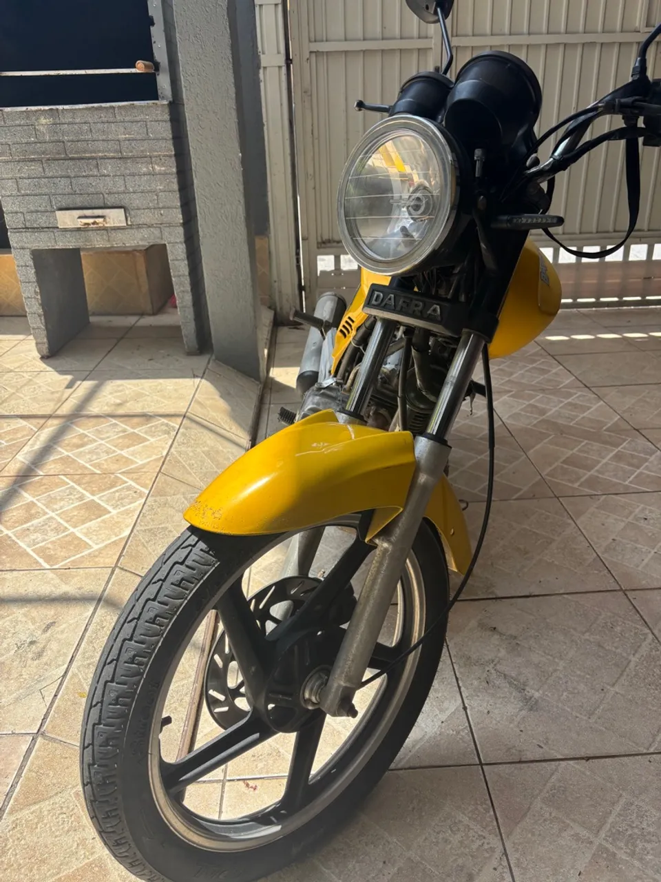 Motos DAFRA KANSAS no Brasil