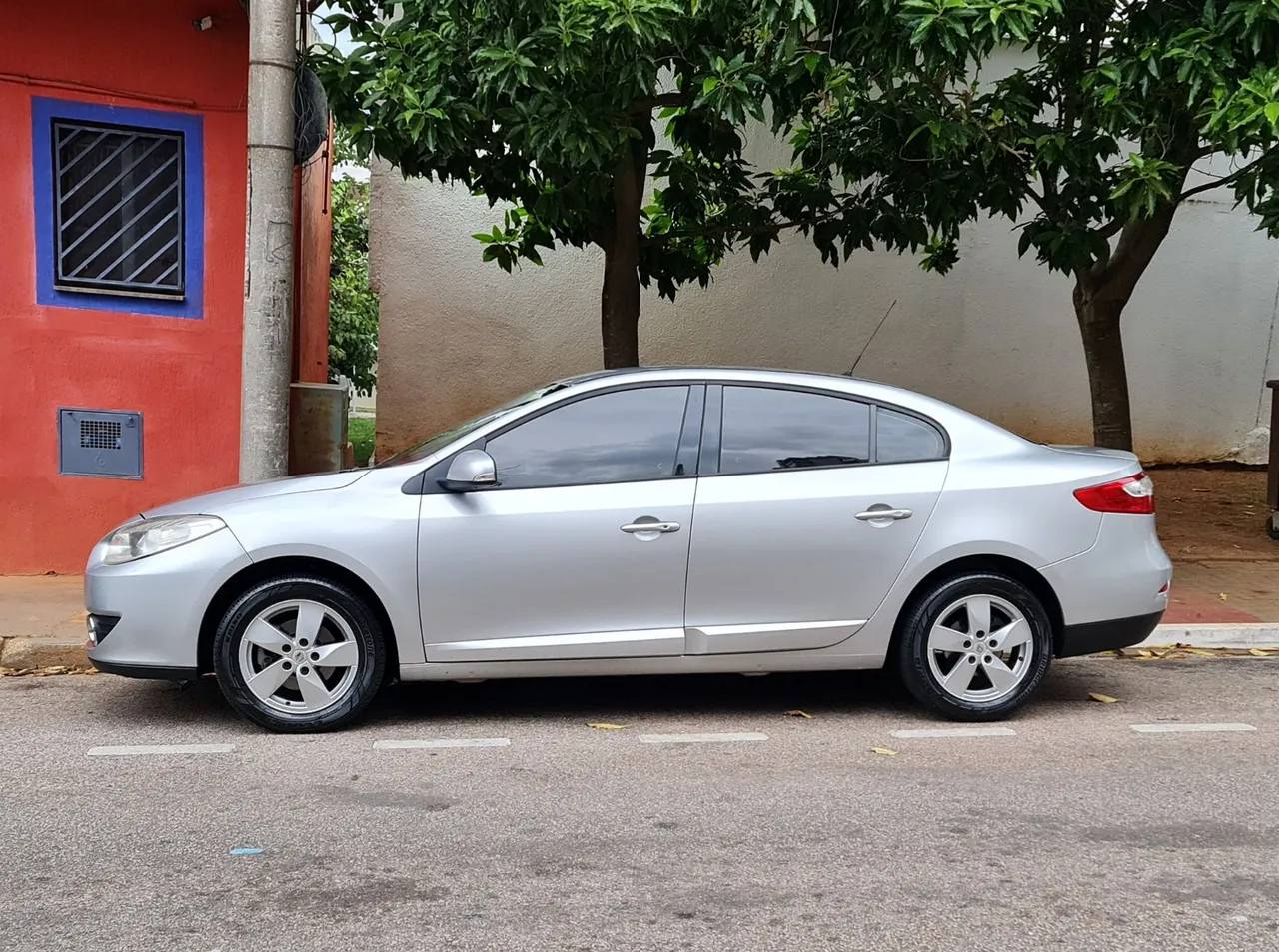 RENAULT FLUENCE 2014 Usados e Novos