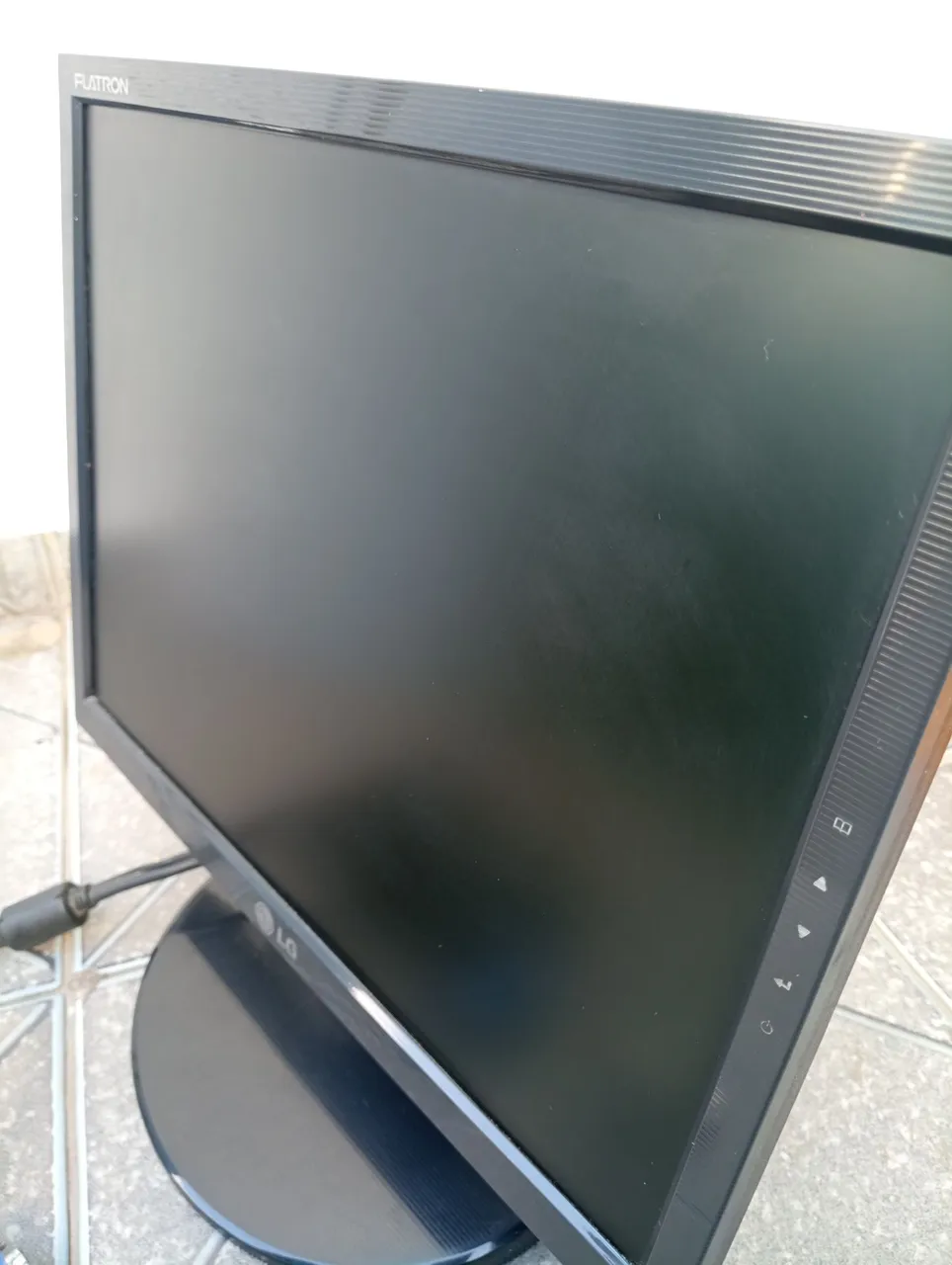 "monitor lg 15 polegadas" - Monitores no Brasil