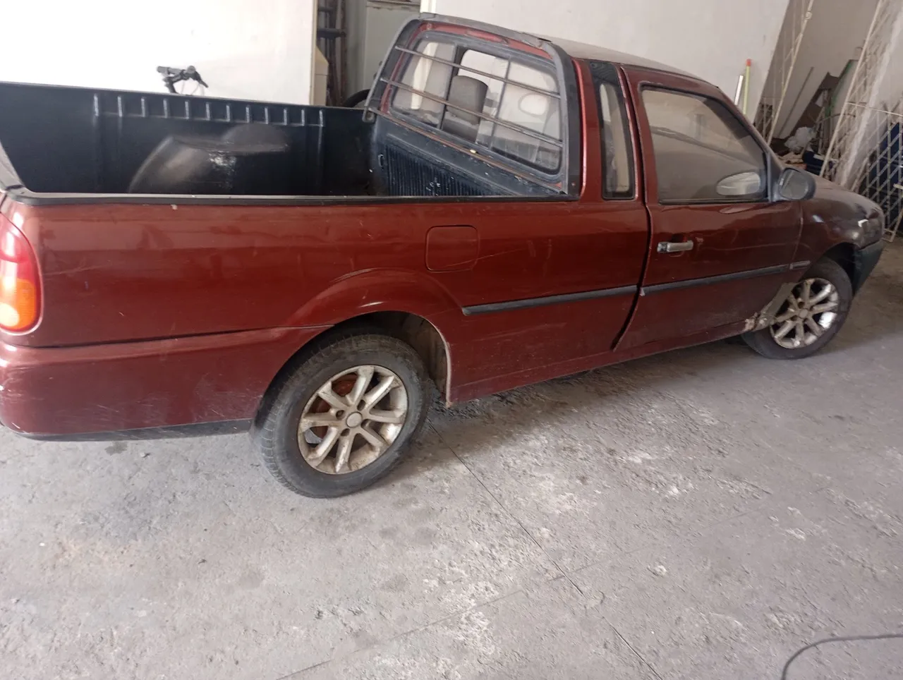 VOLKSWAGEN SAVEIRO 1999 Usados e Novos