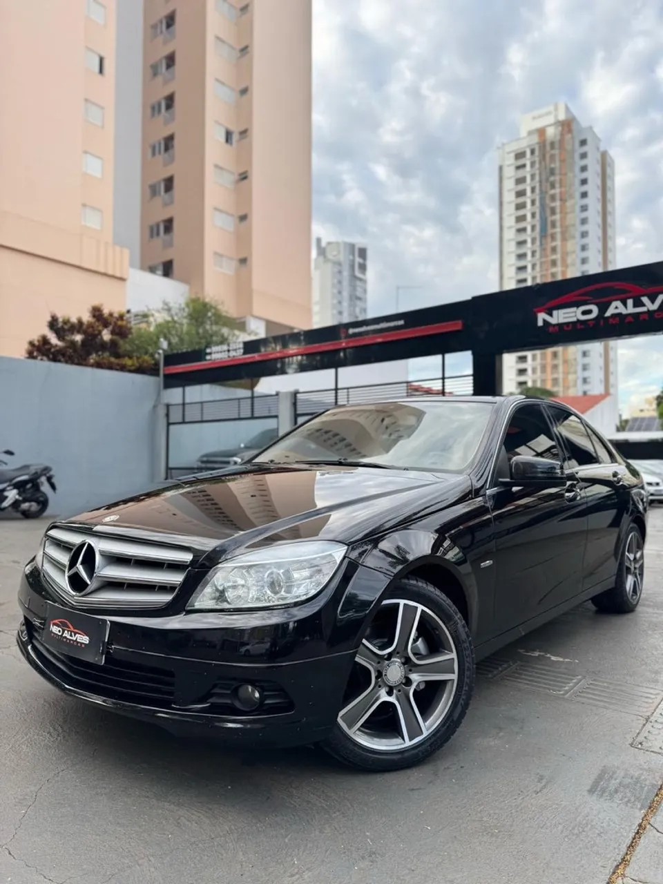 MERCEDES-BENZ C-180 2011 Usados e Novos