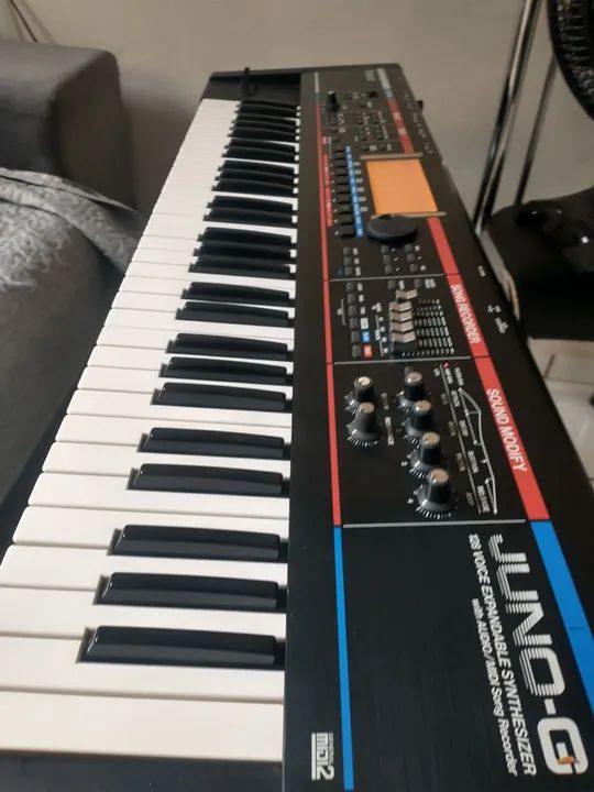 Teclado Roland Juno-G ótimo estado - Instrumentos musicais - Núcleo Habitacional Michel Neme ...