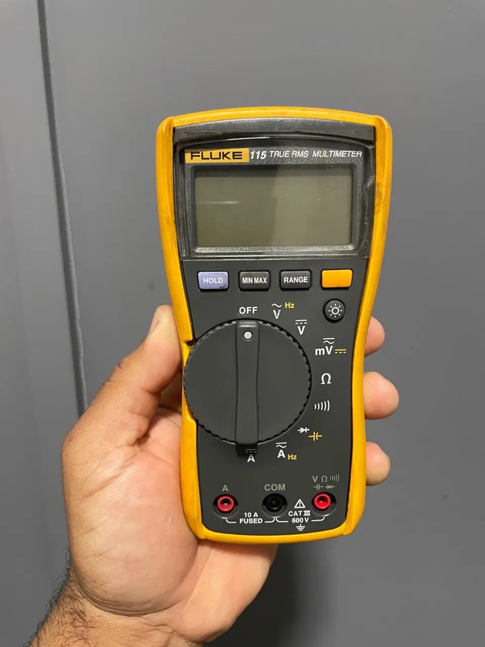 Multímetro Digital Fluke 115 True RMS - Instalações Elétricas e ...