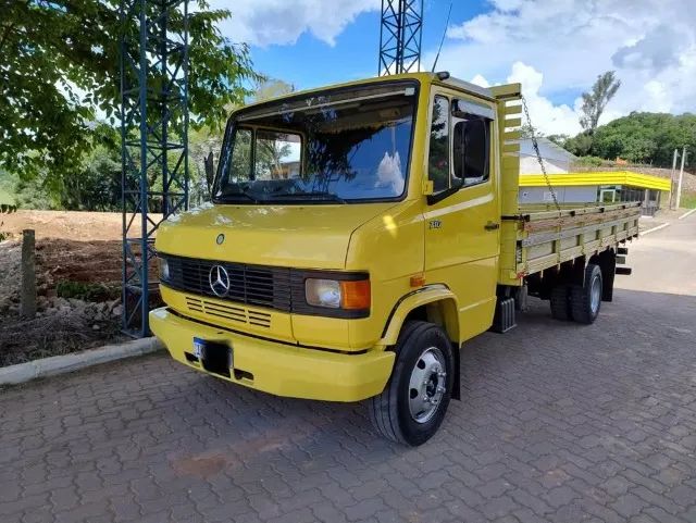 MB 710 Plus Carroceria Ano 2002 - Caminhões - Pinheirópolis, Caruaru ...