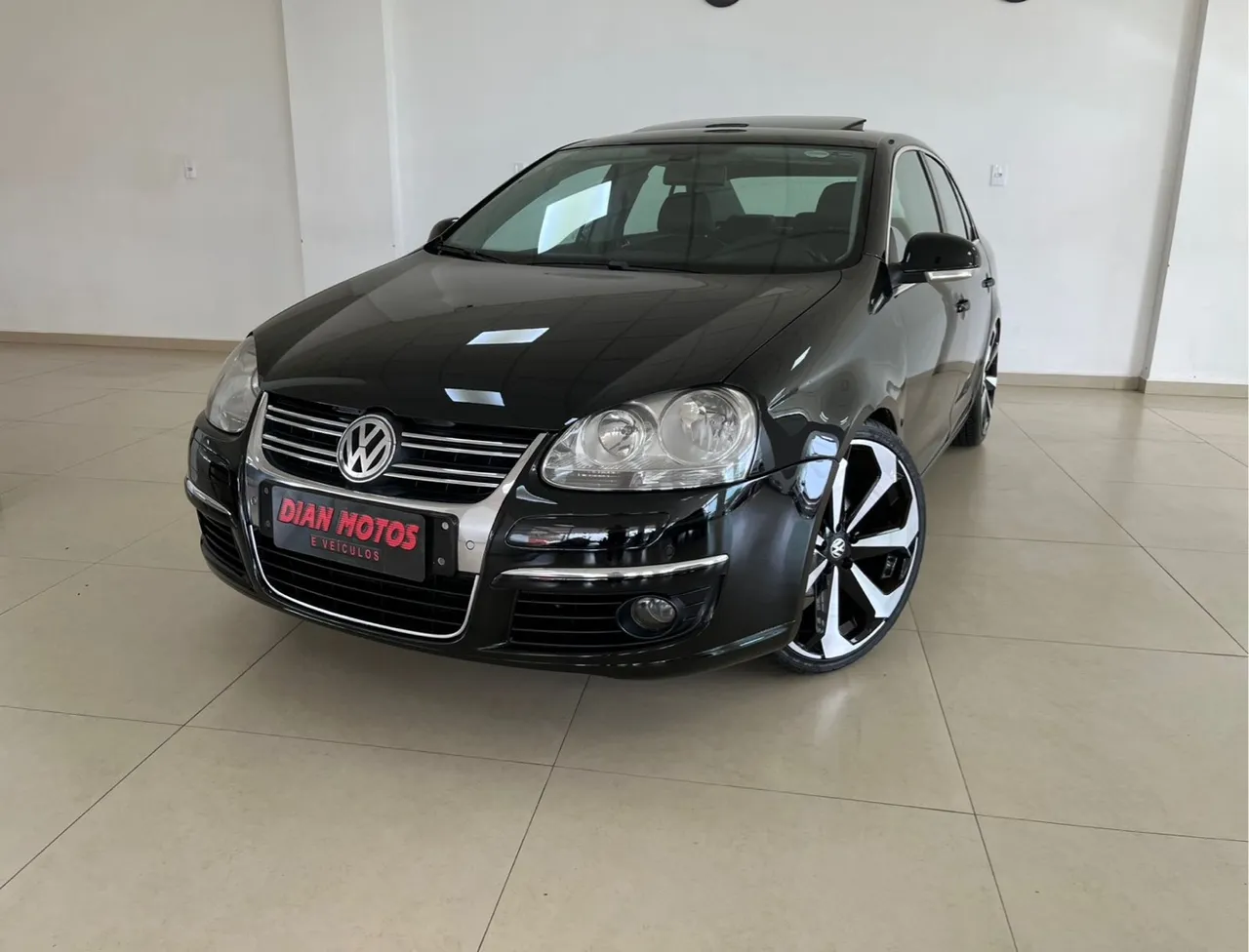VOLKSWAGEN JETTA 2010 Usados e Novos