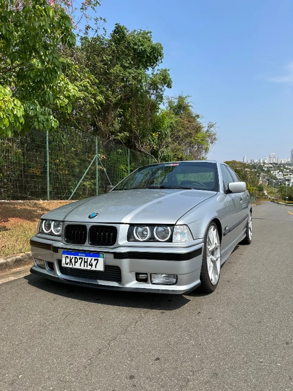 BMW 328I 1996 Usados e Novos