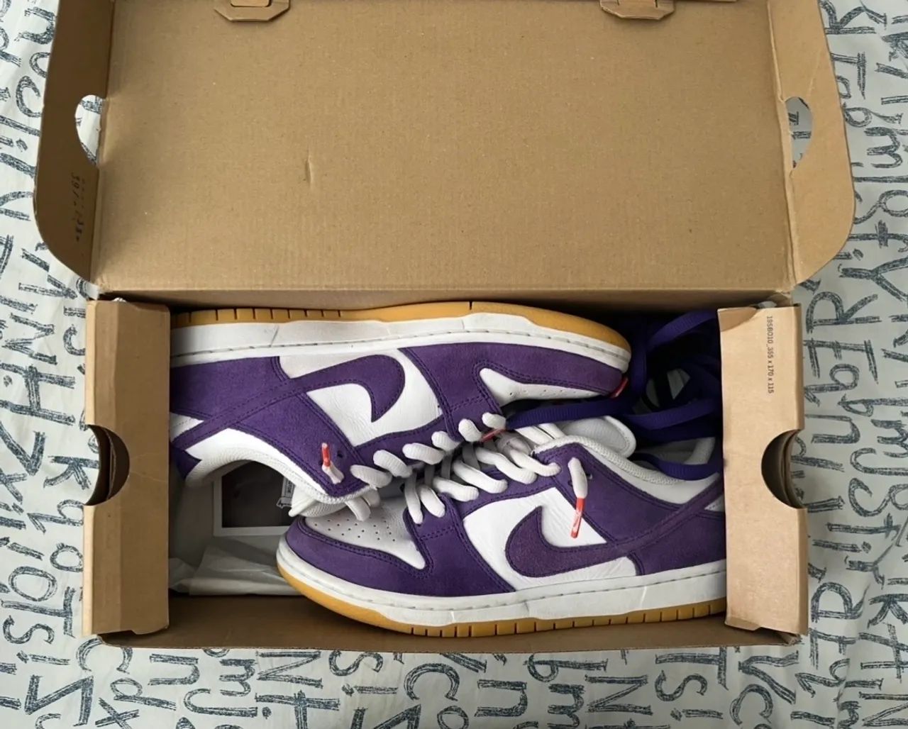 Nike SB Dunk Low Pro ISO Orange Label Court Purple - Calçados - Cristo ...
