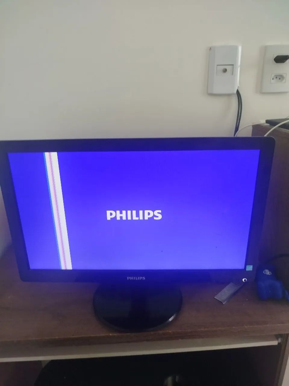 VENDE-SE MONITOR PHILIPS 19 POLEGADAS COM LINHA NA TELA - Monitores - Registro, Feira de Santana ...