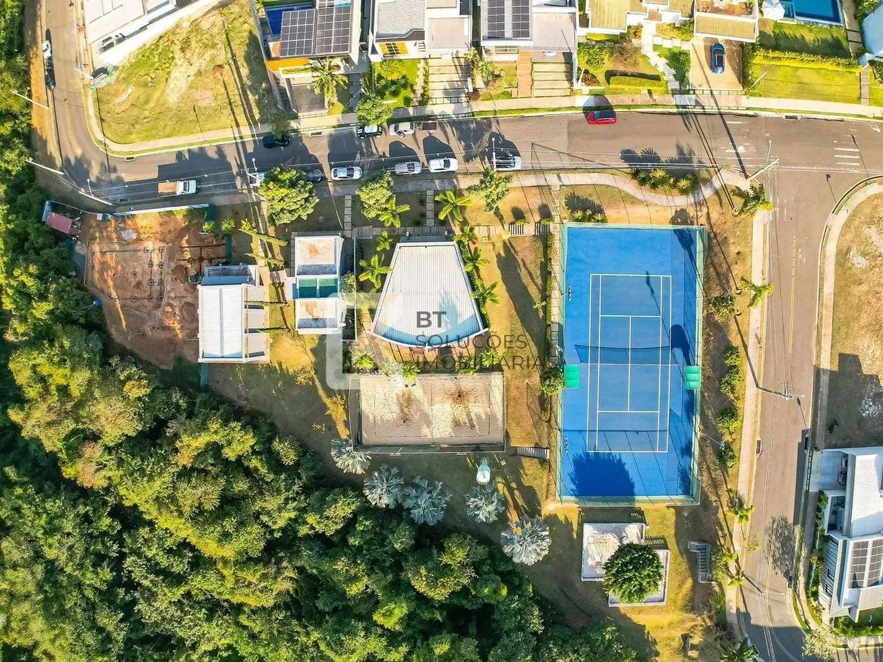 Terreno à venda, Condomínio fechado, no renomado Condomínio Jardim ...