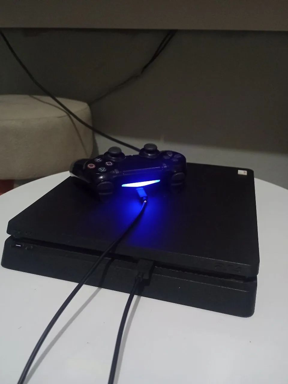 Ps4 slim com 4 jogos mídias físicas GTA5, GOD OF WAR, HORIZON, THE LAST ...