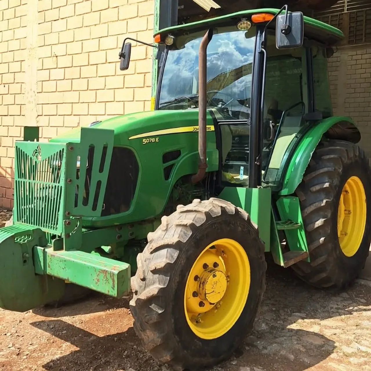 Trator Agrícola - Tratores e máquinas agrícolas - Área Rural de ...