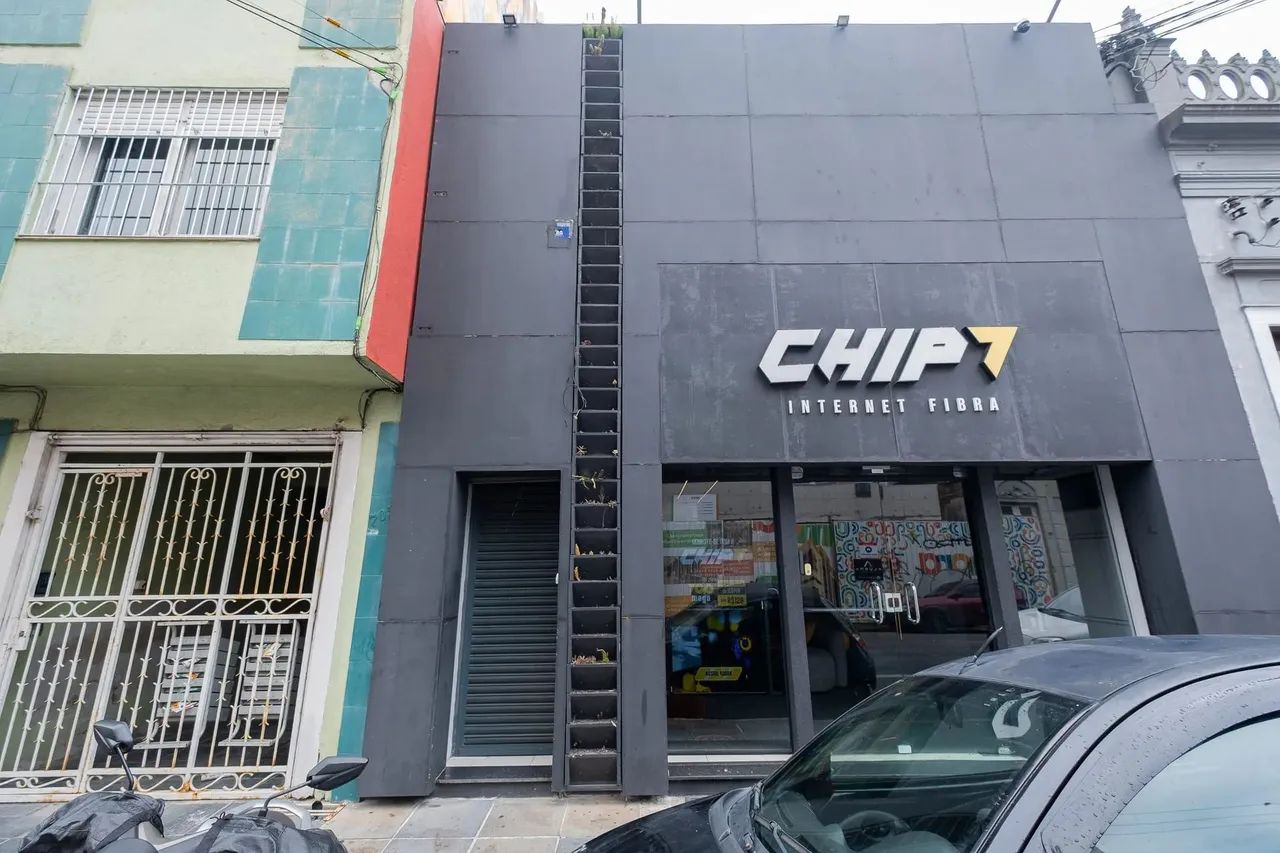 Sala Comercial Mobiliada para Locação no Centro de Pelotas, com ...