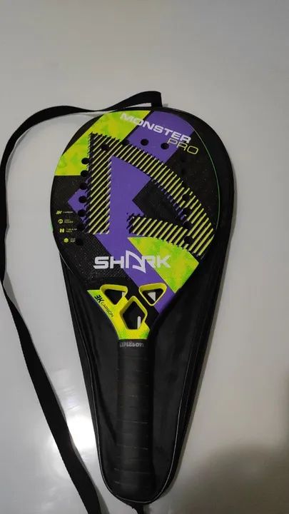 Raquete shark Monster pro 2023 - Esportes de Quadra e Ao Ar Livre ...