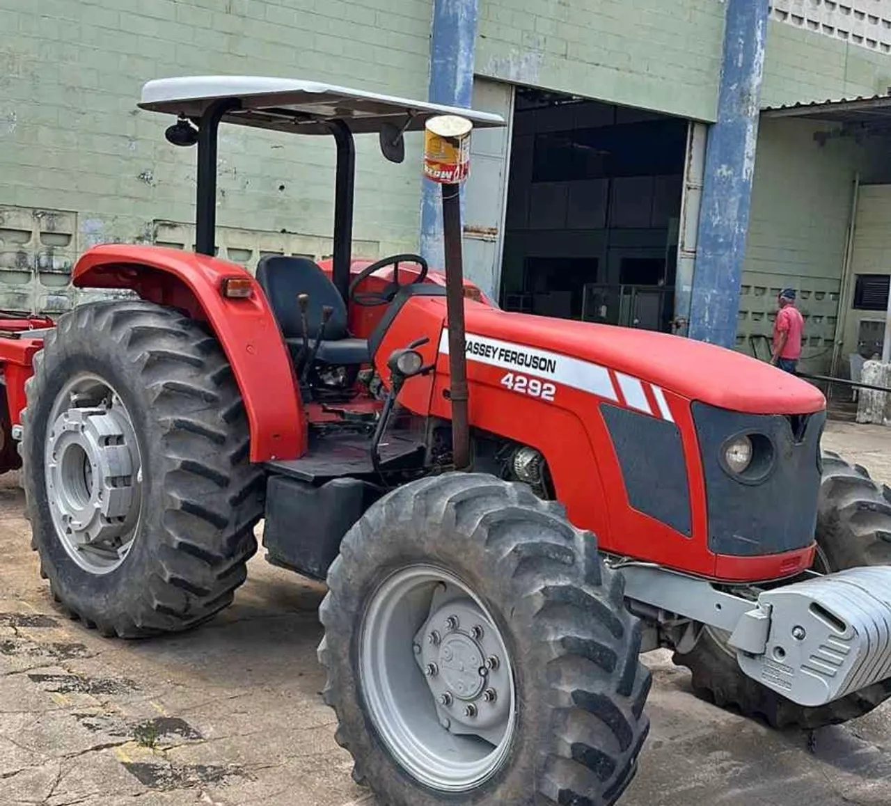 "massey ferguson 4292" - Tratores e máquinas agrícolas no Brasil