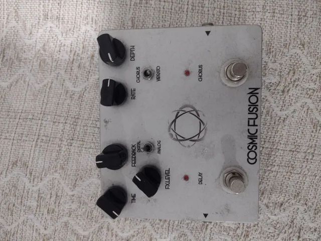 "pedal chorus delay" no Brasil