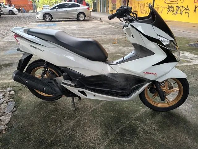 Motos HONDA PCX 2016 no Brasil
