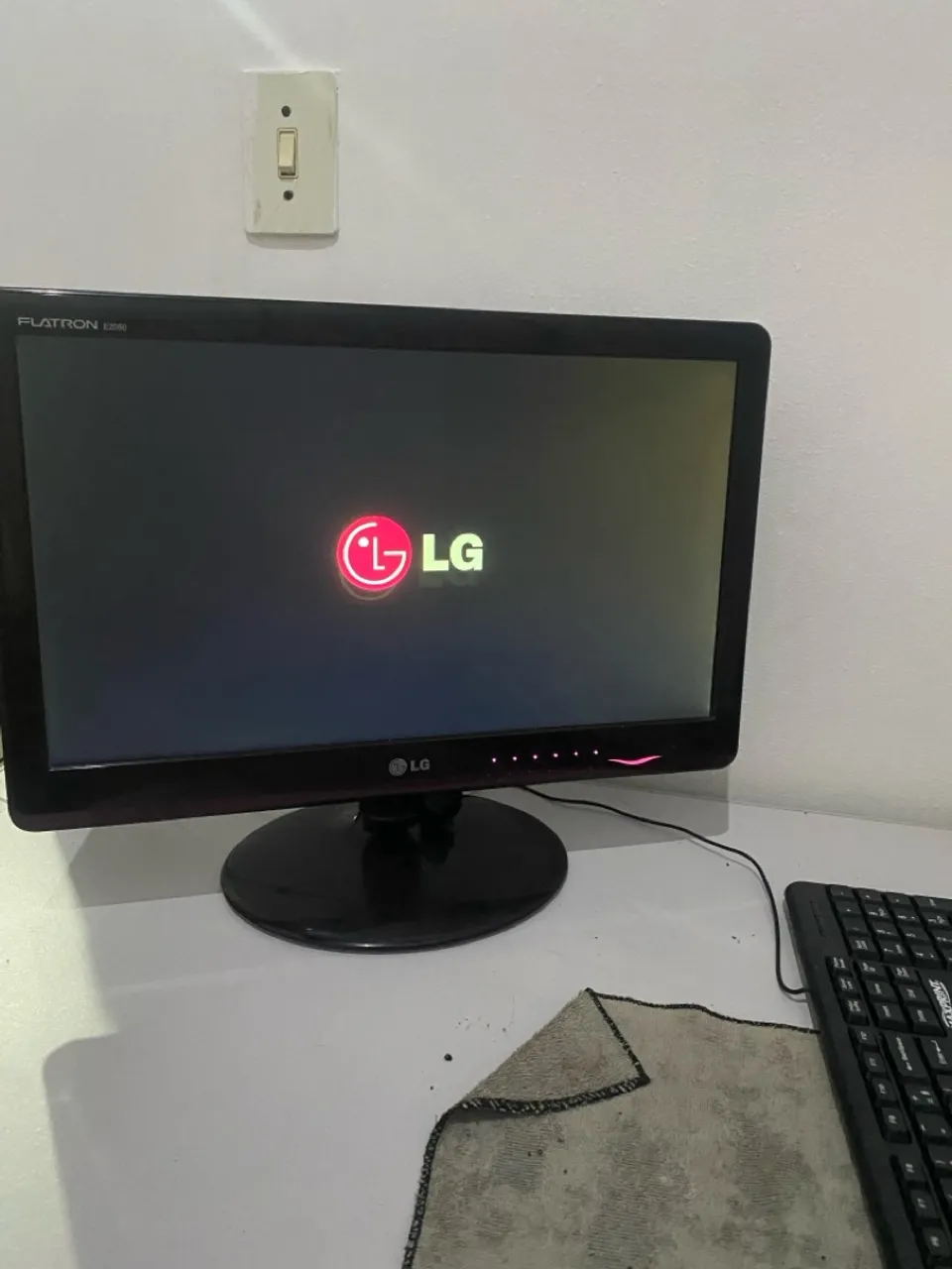 "monitor lg de 20 polegadas" - Monitores no Brasil