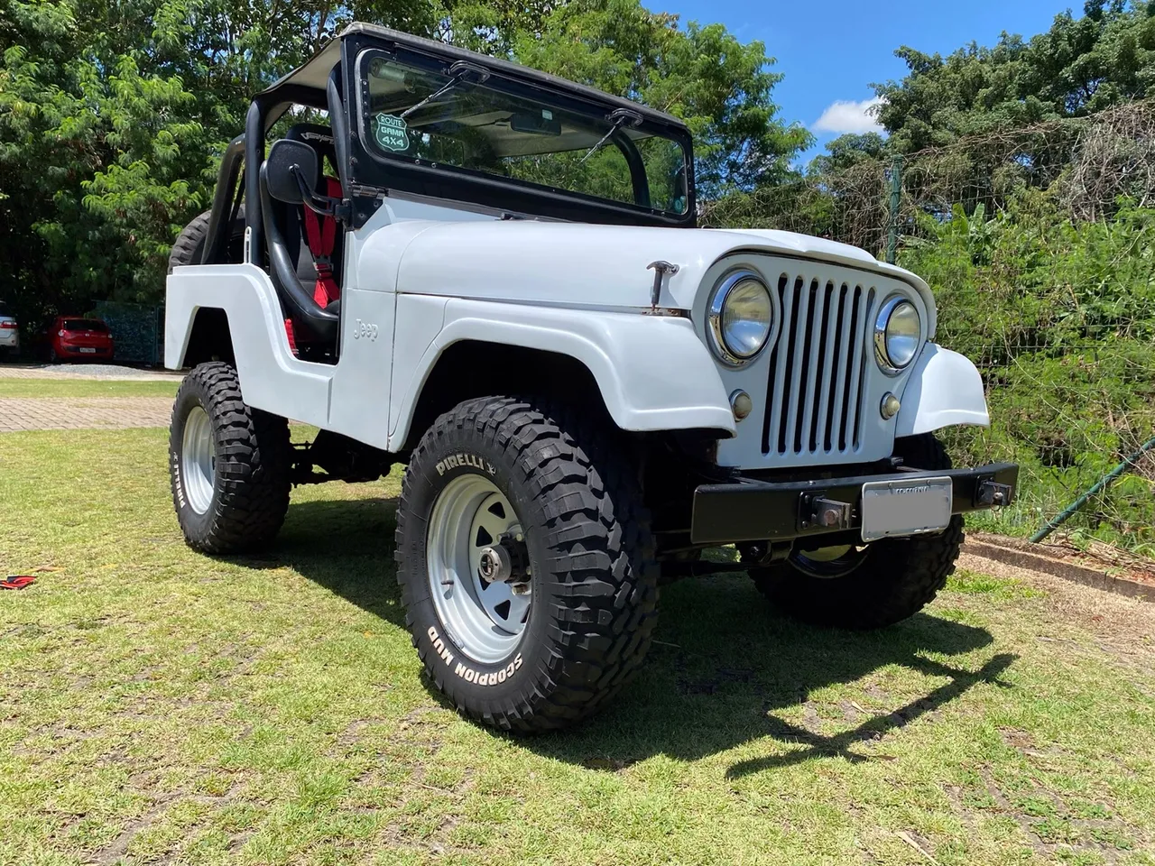 "jeep militar" no Brasil