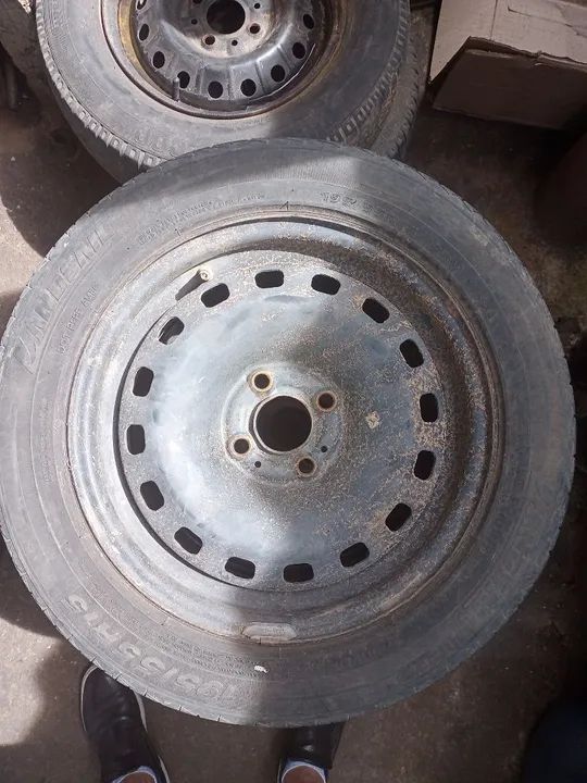 Rodas de ferro 15 polegadas - Carros, vans e utilitários - Planta Almirante, Almirante Tamandaré ...