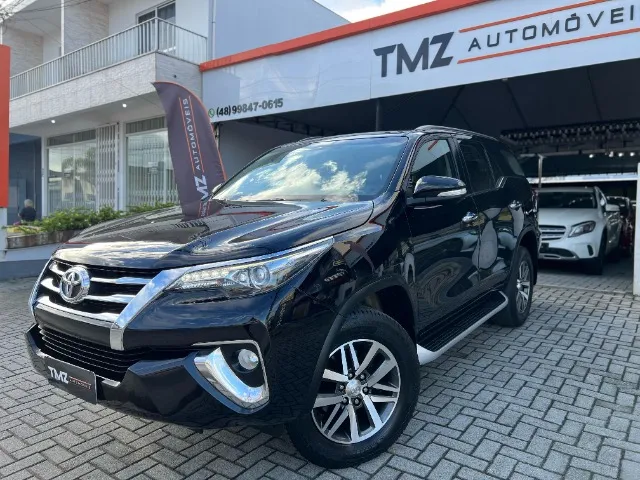 TOYOTA HILUX SW4 SRX 4X4 2.8 TDI 16V DIES. AUT. Usados e Novos