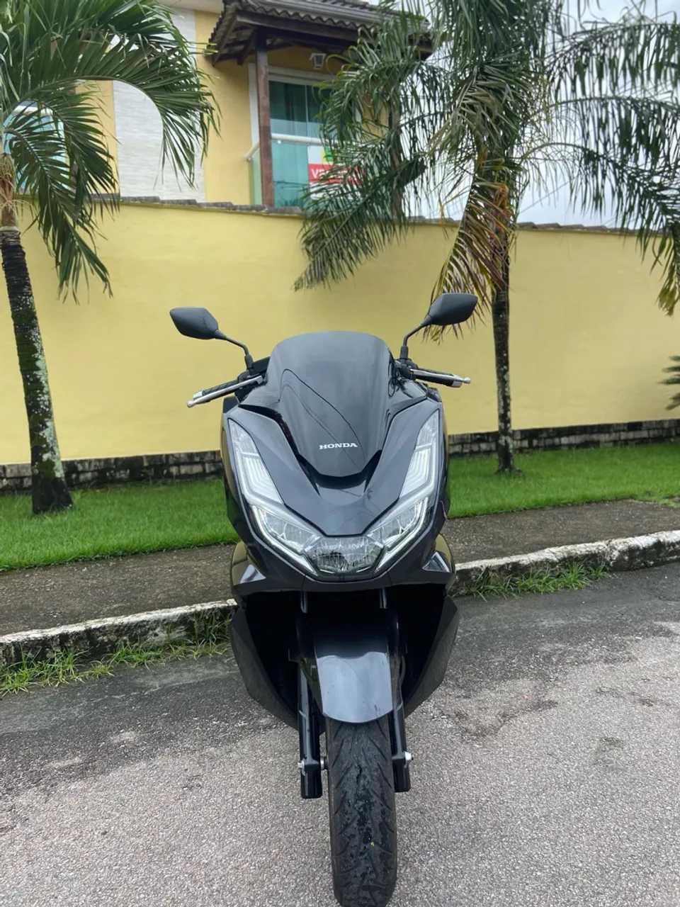 Motos HONDA PCX 2024 no Brasil