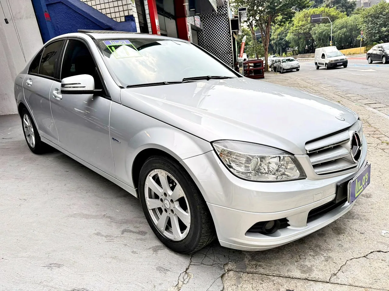 Mercedes-Benz C-180 2011 Usados e Novos