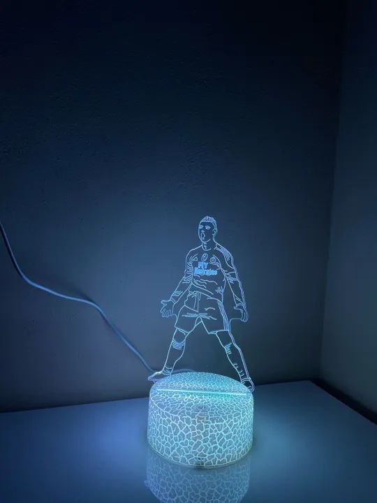 Luminária LED 3D de Futebol / CR7 luminária - Hobbies e coleções ...