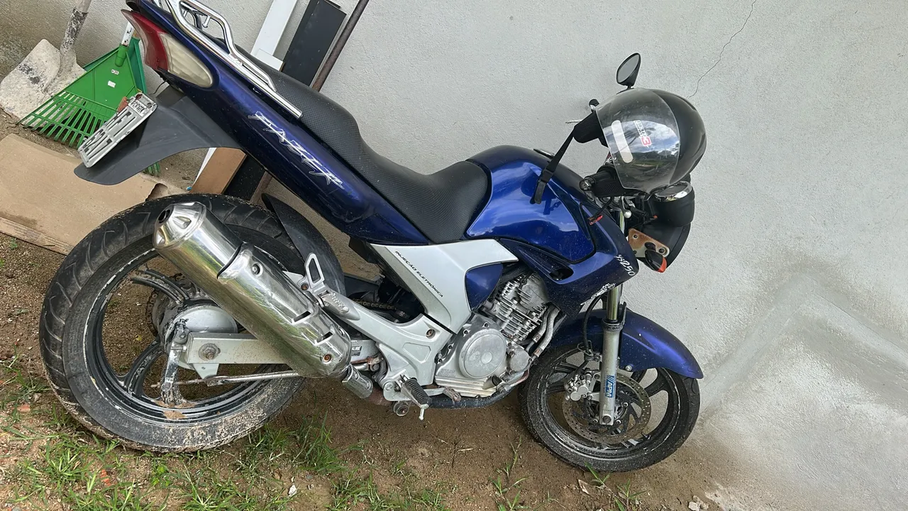 Motos YAMAHA FAZER 2008 no Brasil