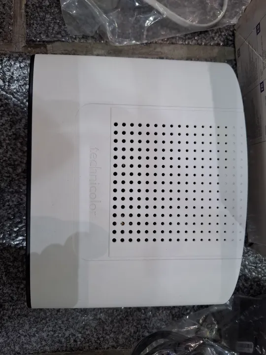 "modem roteador technicolor" - Conectividade e Dispositivos de Rede no Brasil