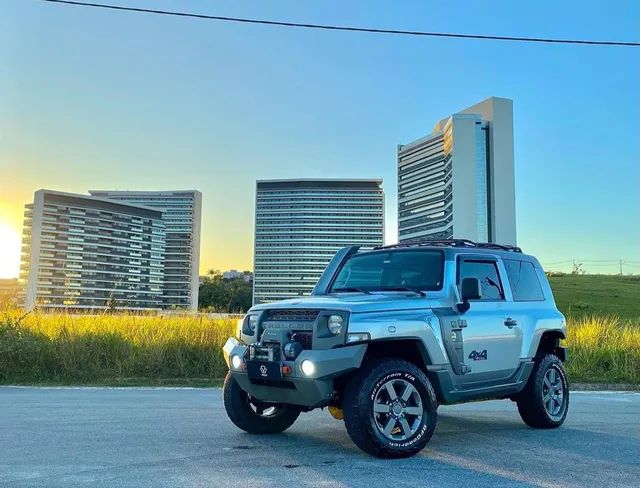 TROLLER T-4 2016 Usados e Novos no RJ