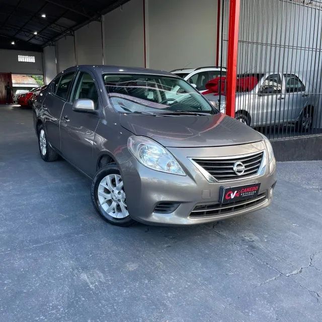 NISSAN VERSA 2013 Usados e Novos