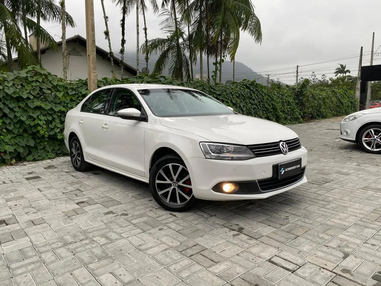 VOLKSWAGEN JETTA 2014 Usados e Novos