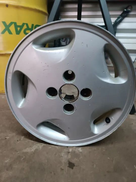 Rodas de liga leve 15 polegadas - Carros, vans e utilitários - Setor Mansões Lago do Descoberto ...