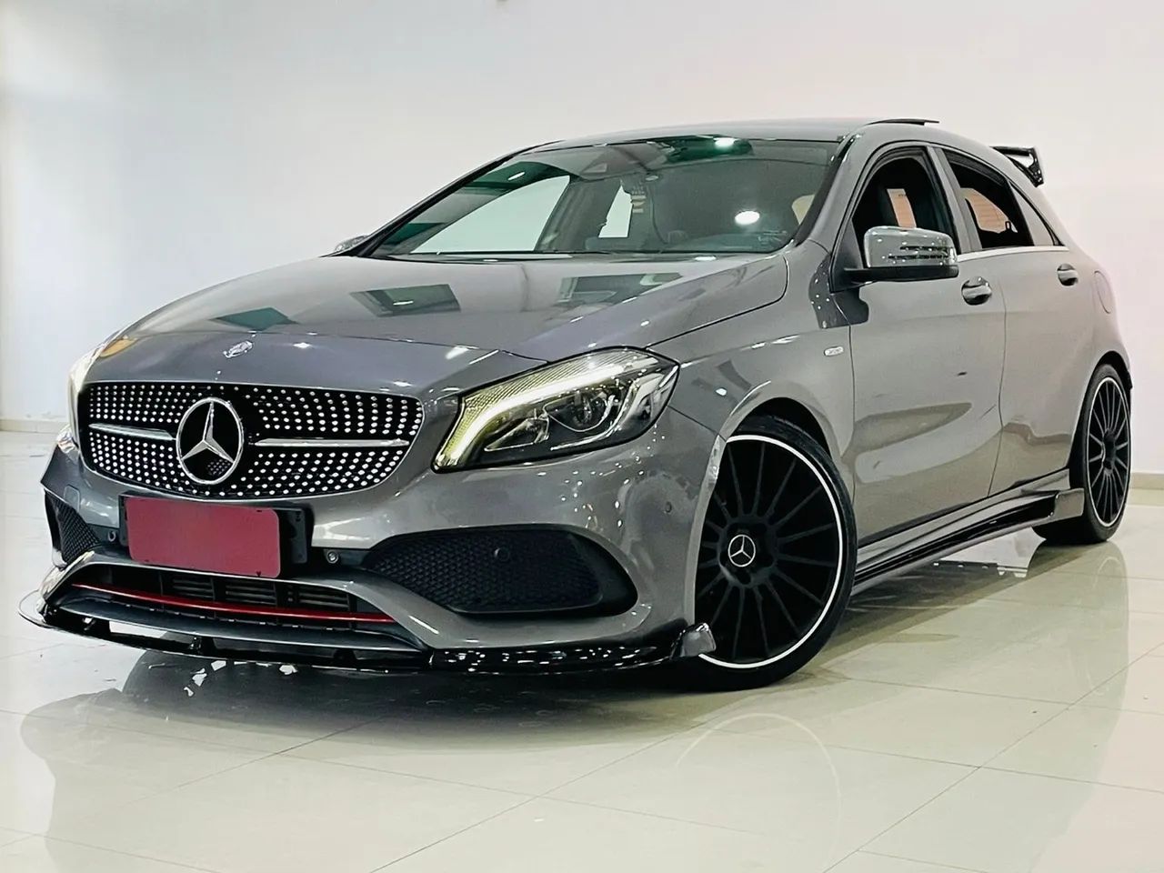 MERCEDES-BENZ A 250 Usados e Novos