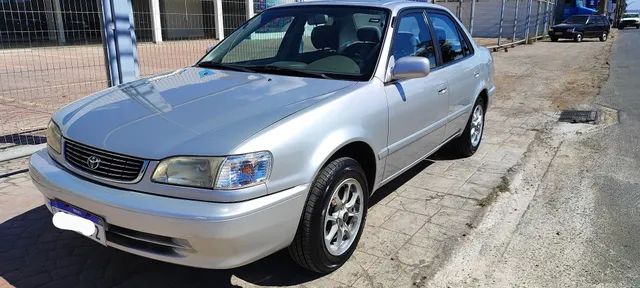 TOYOTA COROLLA 2000 Usados e Novos