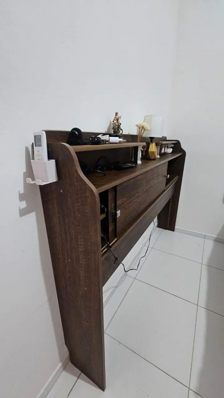 Cabeceira de cama Queem - Escrivaninhas e Penteadeiras - Muchila, Feira ...