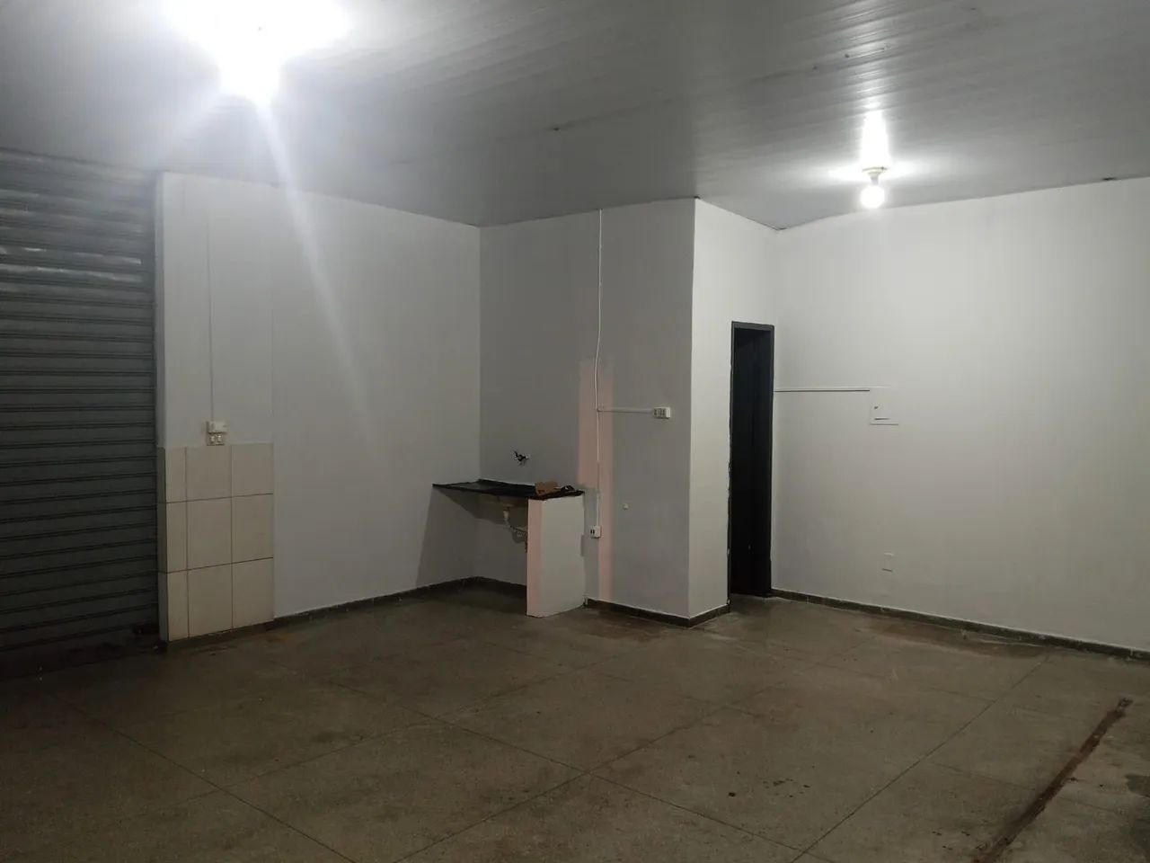 Sala comercial frente Terminal Dergo - Comércio e indústria - Esplanada ...