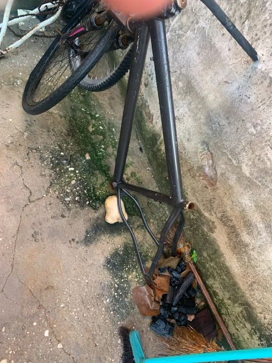 Quadro de Bicicleta aro 29 e carcaça de motor de 80 cc - Ciclismo ...