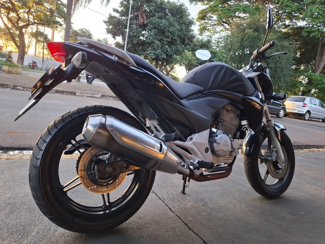 Motos Honda CB 2014 no Brasil