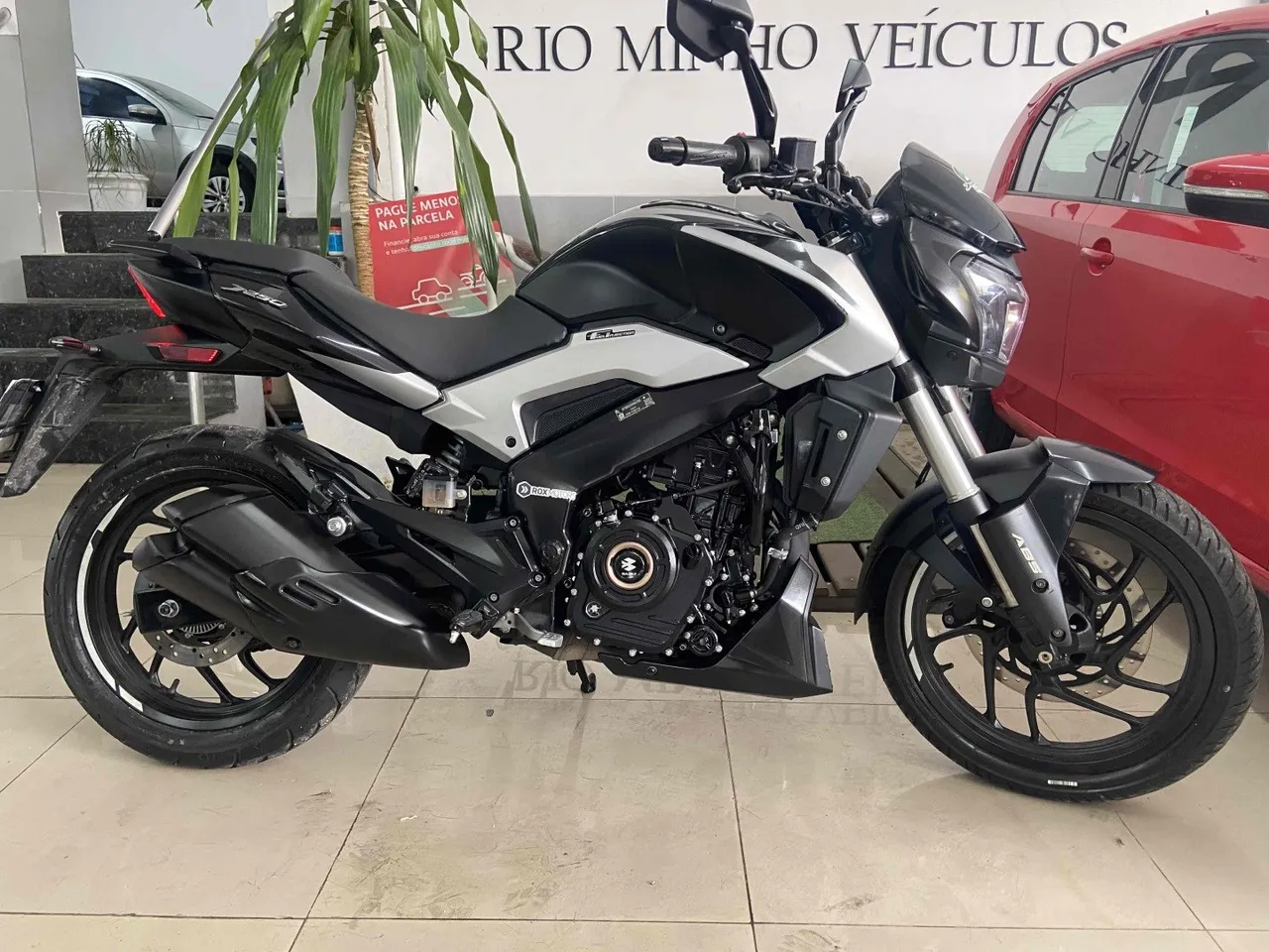 Motos BAJAJ DOMINAR 250 no Brasil